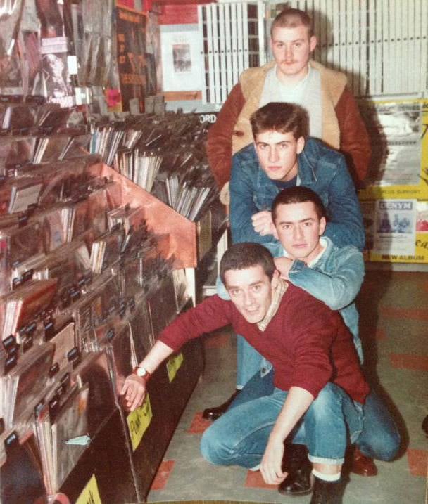 Photos of Old Record Stores and Shops (interiors) - got any?* | Page 2 ...